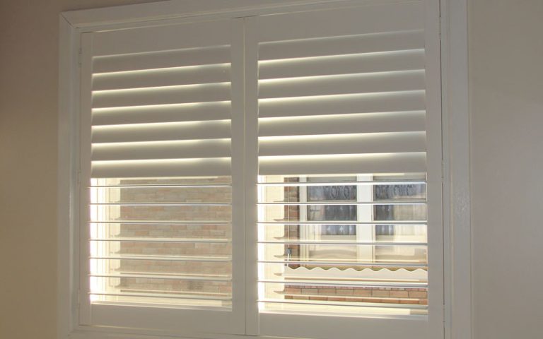 Hinged Shutters | Custom Hinged Plantation Shutters
